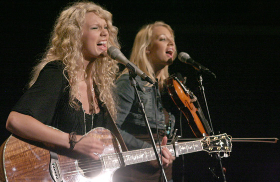 Agency Profile: Emily Poe – The Swift Agency