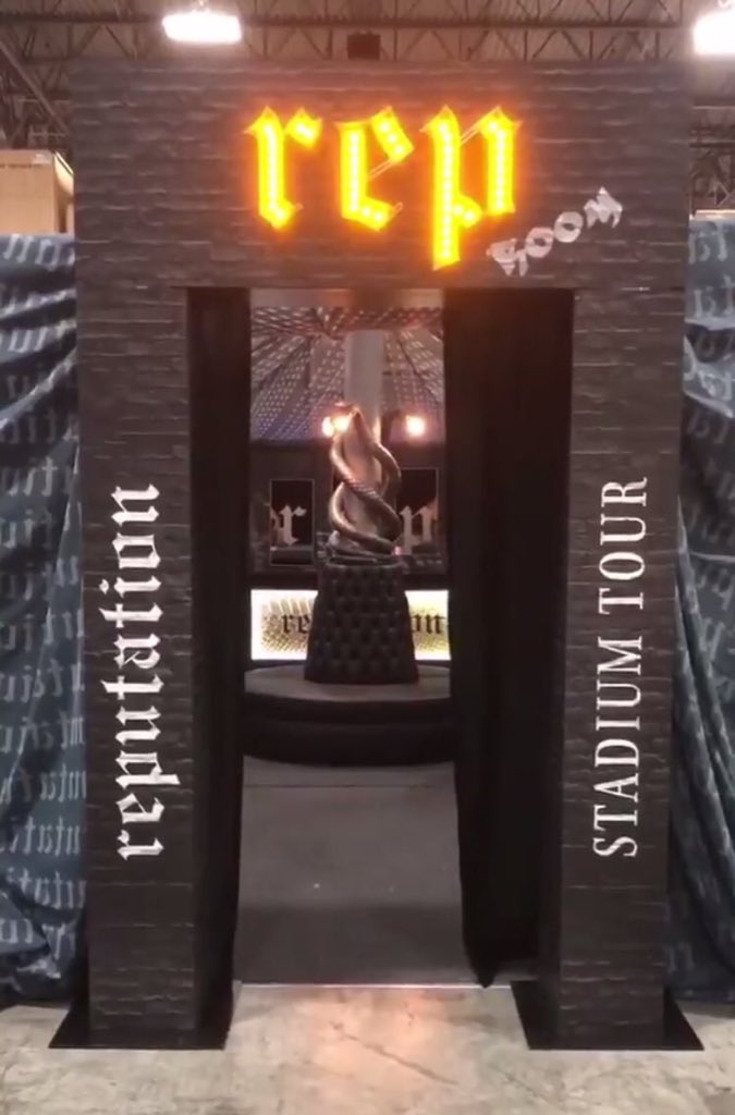 Tour Talk: Taylor gives us a peek at the rep room! – The Swift Agency